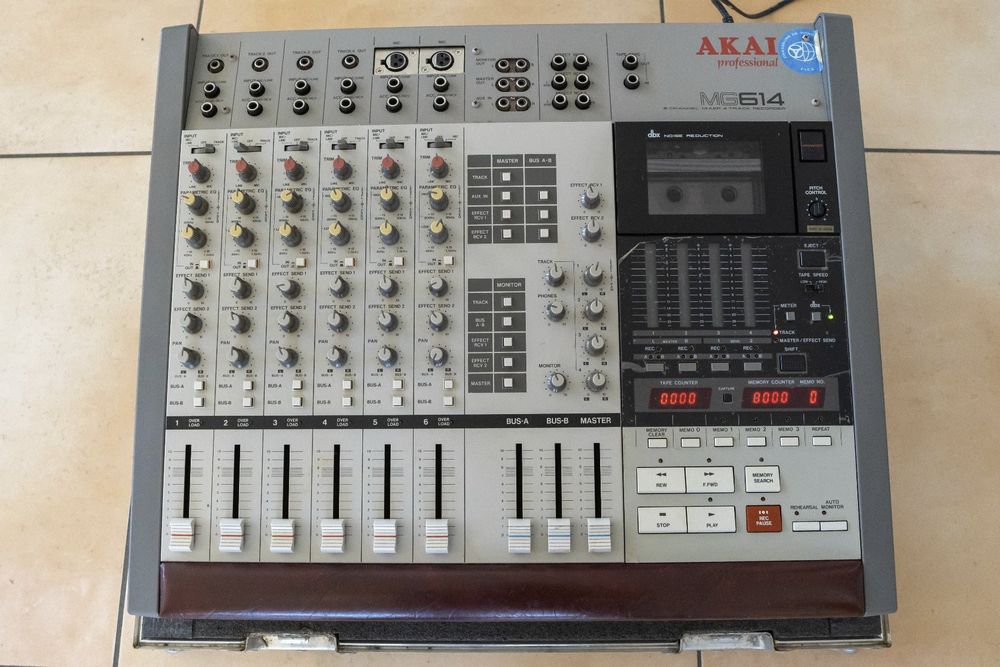 AKAI professional MG614 | Kaufen auf Ricardo