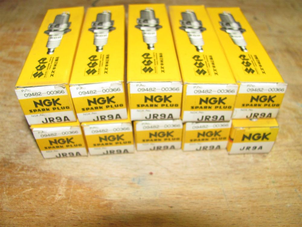10 Stück Zündkerzen NGK JR9A = JR9B (Neuf (Voir description)) à Malters pour CHF 33 – avec ...