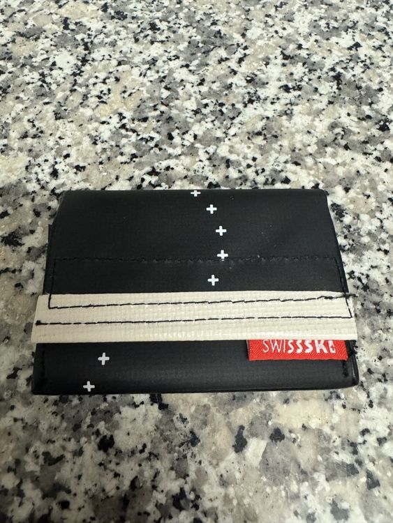 SWISSKI Portemonnaie schwarz/weiss, neuwertig (Neu (gemäss Beschreibung ...