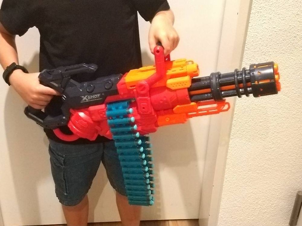 XSHOT Excel Crusher Blaster (ähnlich NERF) (Gebraucht) in Lenzburg für ...