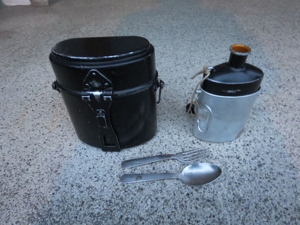 Feldbesteck, Gamelle und Trinkflasche der Schweizer Armee | Kaufen auf Ricardo