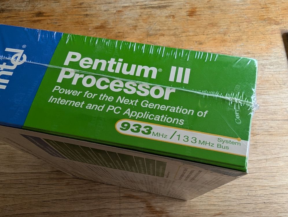 Intel Pentium III Prozessor 933MHz - Neu, ungeöffnet! (Neu und ...