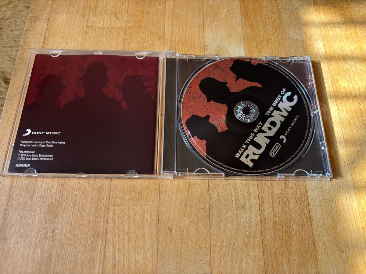 Run DMC-Walk This Way-/Best Of CD (Neu (gemäss Beschreibung)) in Zürich ...