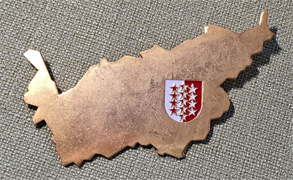 Box130 - Pin Wappen mit Kantonsgrenze - Wallis / Valais (Gebraucht) in ...