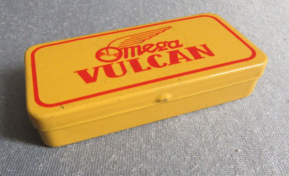 kleines, altes Flickzeug Blechdöslein - Omega Vulcan | Kaufen auf Ricardo