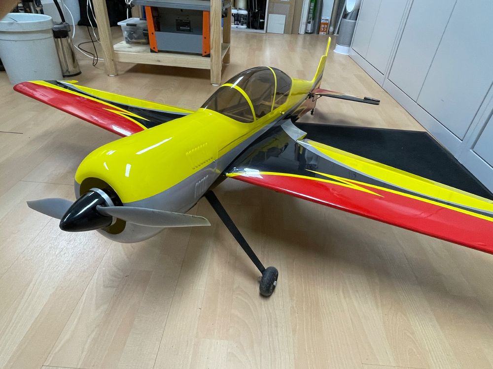 SebArt Sukhoi 29S 50E V2 gelb/schwarz (1540mm) (D'occasion) à ...