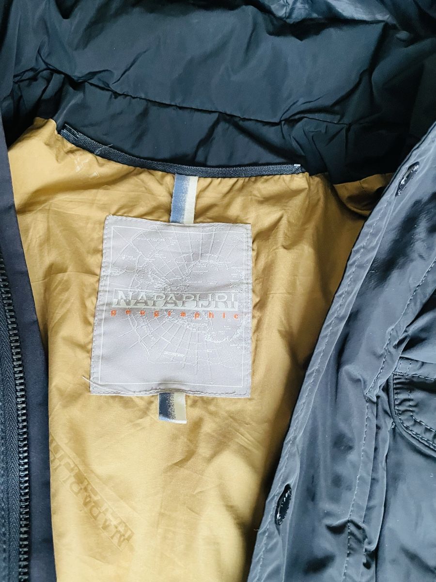 Veste hiver Napapijri (D'occasion) à Cressier NE pour CHF 89 – avec ...