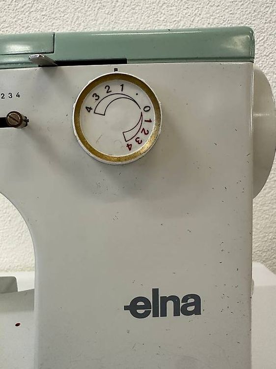 Vintage Nähmaschine Elna Automatic aus Metall mit Koffer (Gebraucht) in ...