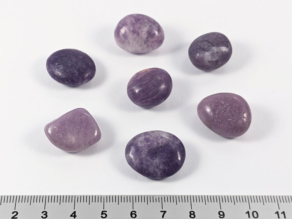 Lepidolith Trommelsteine 19 bis 22mm 7Stk. 38g. (Neu und originalverpackt) in Meilen für CHF 6 ...