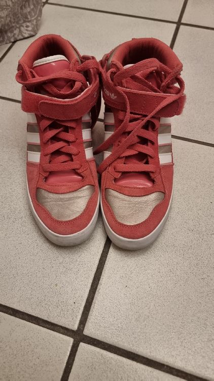 Adidas rose et or avec talon (Neuf (Voir description)) à Courtemaîche ...