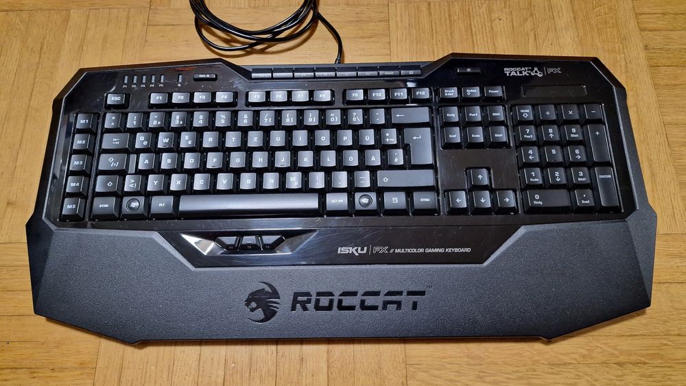 Roccat Isku FX Multicolor Gaming Keyboard (Gebraucht) in Lyss für CHF 6 – mit Lieferung auf ...
