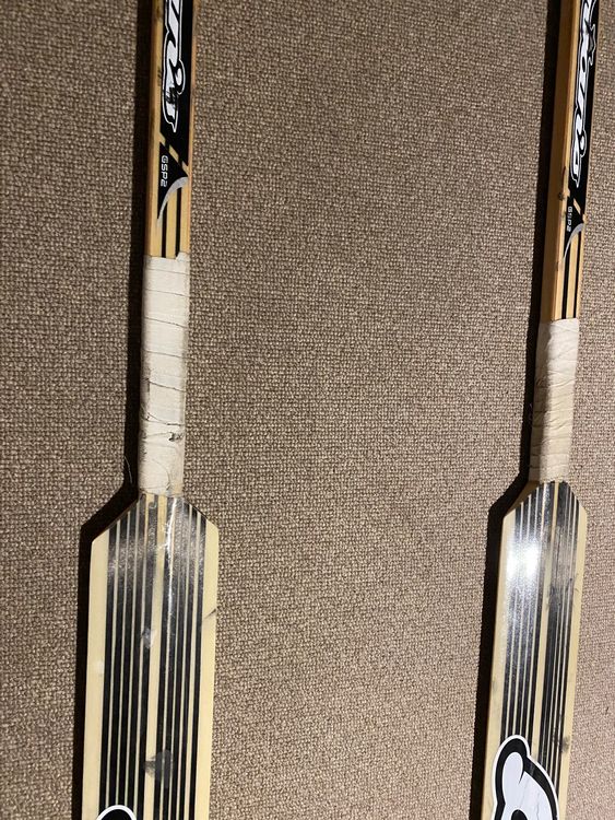 Goalie Stöcke, Holz, Brians! Sehr wenig gebraucht! (Gebraucht) in ...