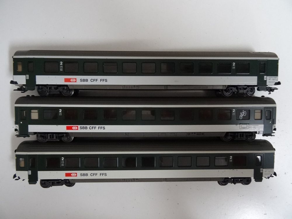 Märklin 3 voitures CFF dès 1.-fr (Gebraucht) in bassecourt für CHF 74 ...