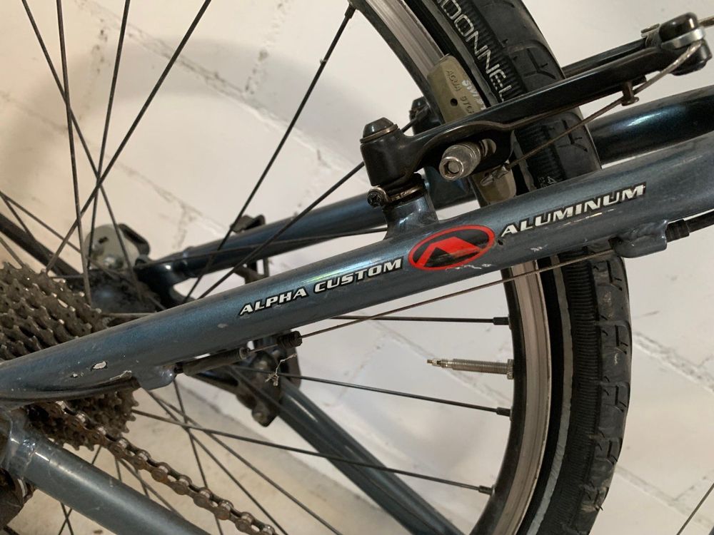 Ein altes Velo Fahrrad Treck Alpha ZX 6700 26 Zoll (Defekt) in ...