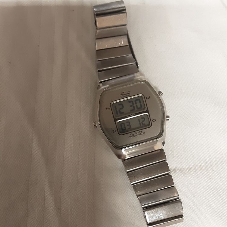 Vintage MUSETTE GUY ROBERT LCD swiss made (Gebraucht) in La Chaux-de ...