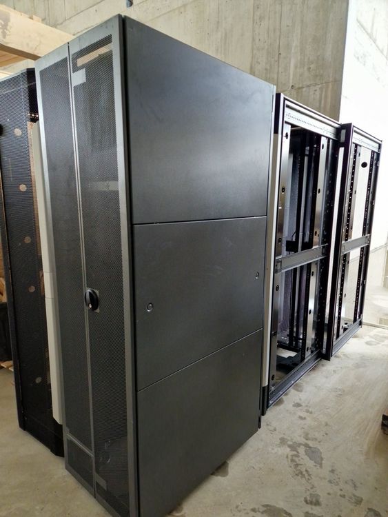 Diverse HP G3 Fullsize 42U Server Racks (Gebraucht) in Geltwil für CHF ...