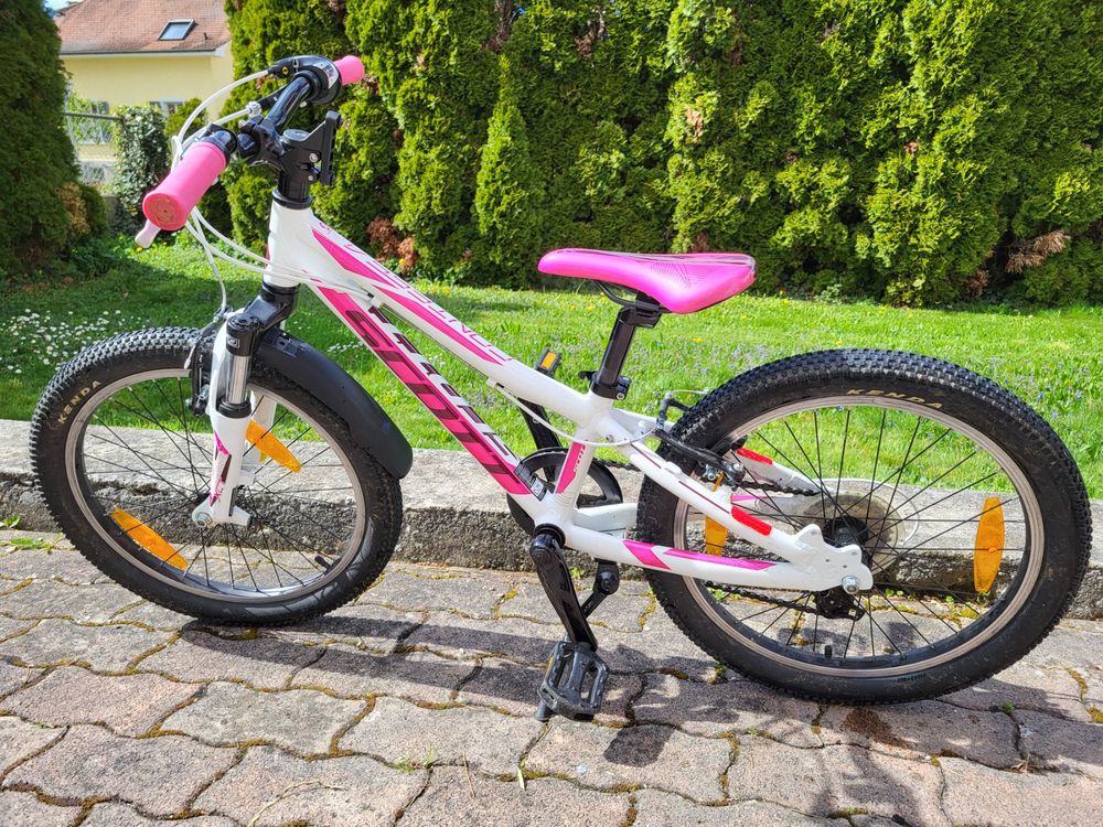 Vélo Scott enfant 20' (Gebraucht) in Delémont für CHF 96 – nur Abholung ...