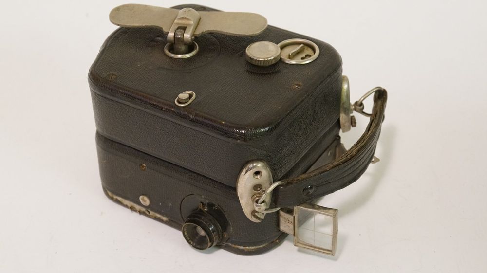 Pathe Baby Spezial Filmkamera mit Leerkassette (Gebraucht) in ...