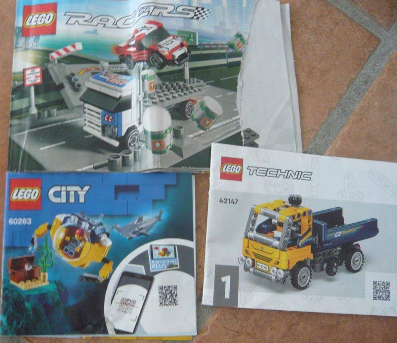 Bauanleitungen Lego 60263, 42147, 8198 (Gebraucht) in Ruggell für CHF 1 ...