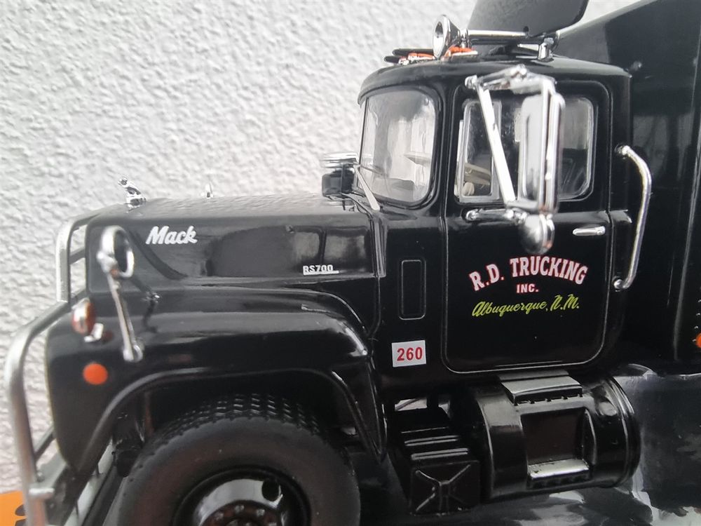 Mack - Convoy - Rubber Duck Model 1:43 (Neu und originalverpackt) in ...