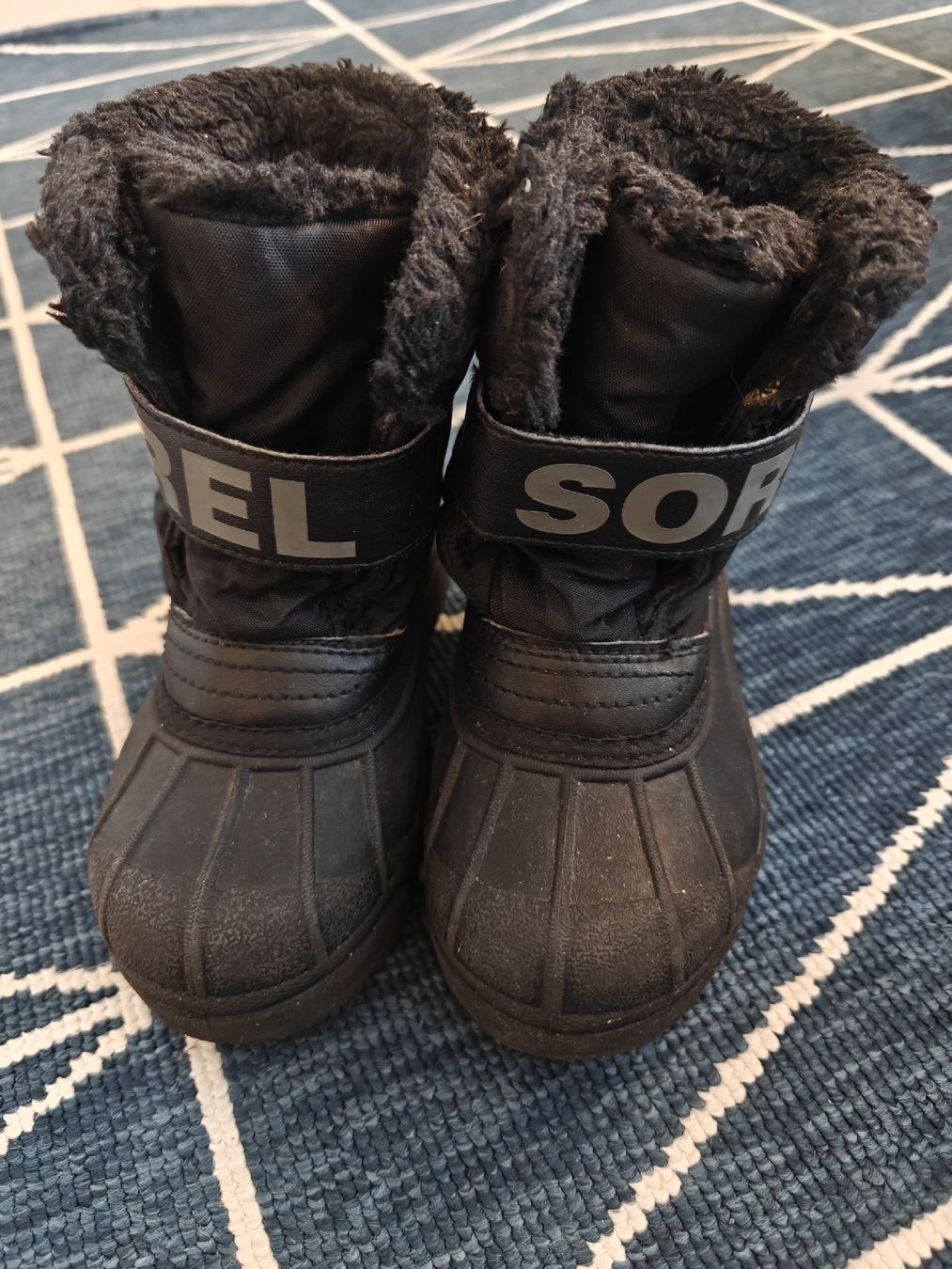Sorel taille 27 (D'occasion) à Biel/Bienne pour CHF 10 – avec livraison ...