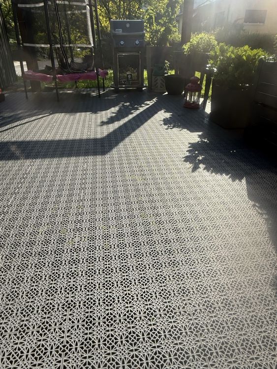 Bodenplatten für Terrasse, Balkon oder Garage (Gebraucht) in St. Gallen ...
