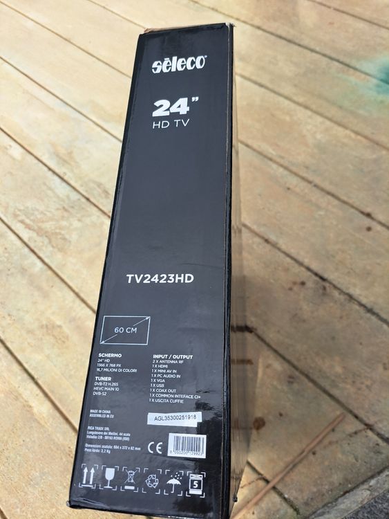 Televisore Seelco 24 pollici HD - Nuovo, Imballato! (Neu und ...