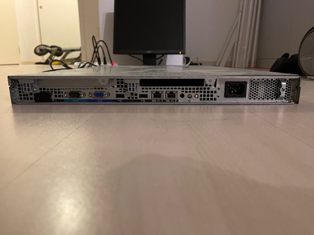 Dell PowerEdge R300 Xeon X5450 4GB Ram 2*160GB Festplatten (Gebraucht ...