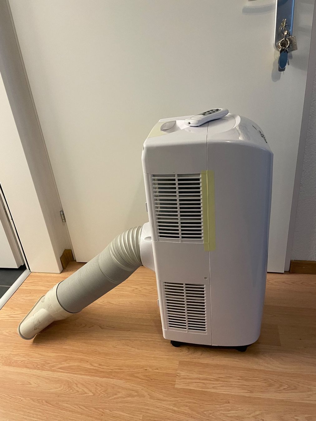 Intertronic Klimagerät mobile ITR KLIMAG.8000BTU (D'occasion) à Wangen ...