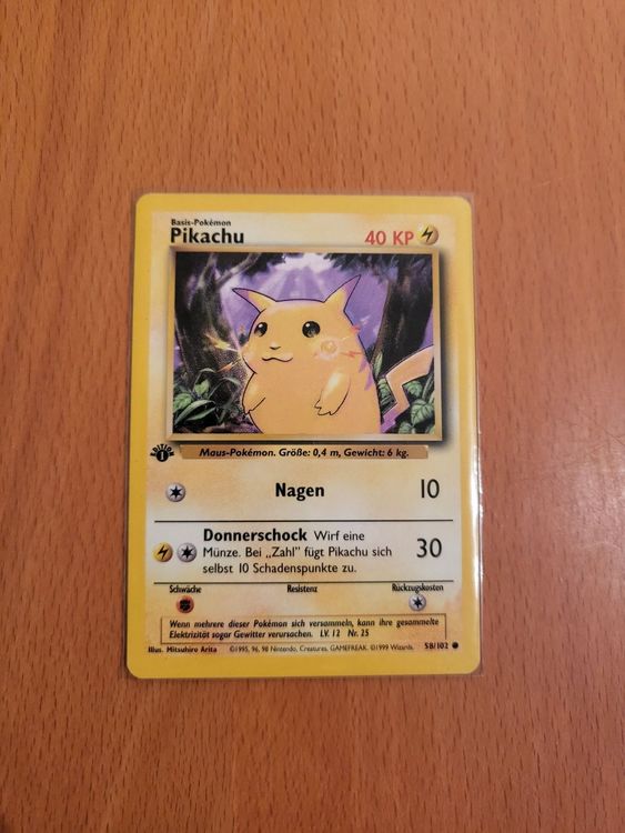 Pokémon Pikachu Base Set First Edition (Gebraucht) in Kestenholz für ...