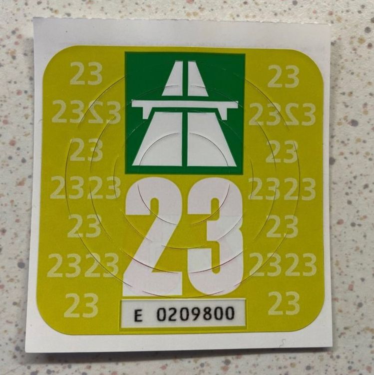 Autobahn Vignette 2023 (Neu und originalverpackt) in Eglisau für CHF 25 – mit Lieferung auf ...