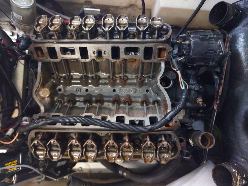 Motor Ford (Marine PCM) 5.8 V8 EFI 351W F-40 (Defekt) in Reichenburg ...