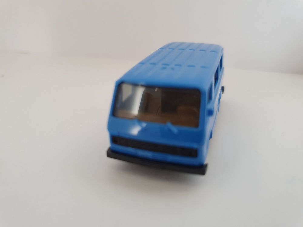 CH-Serie / Schweizer Fernsehen / VW LT Kombi-Bus (Neu (gemäss ...