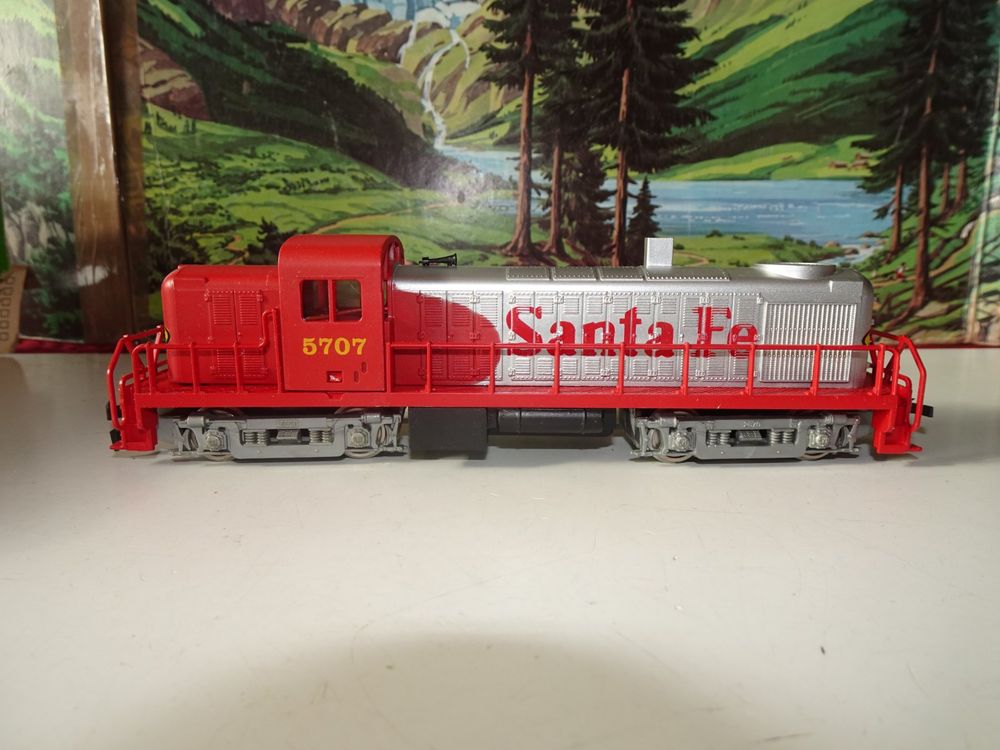 Mehano Diesellok 5707 Santa Fe H0 GL (Gebraucht) in Winterthur für CHF ...