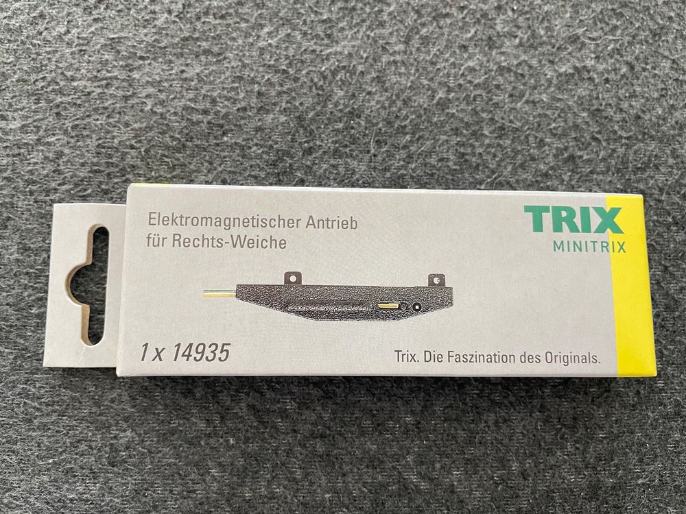 Minitrix 14935 Elek Weichenantrieb R (Neu und originalverpackt) in für ...