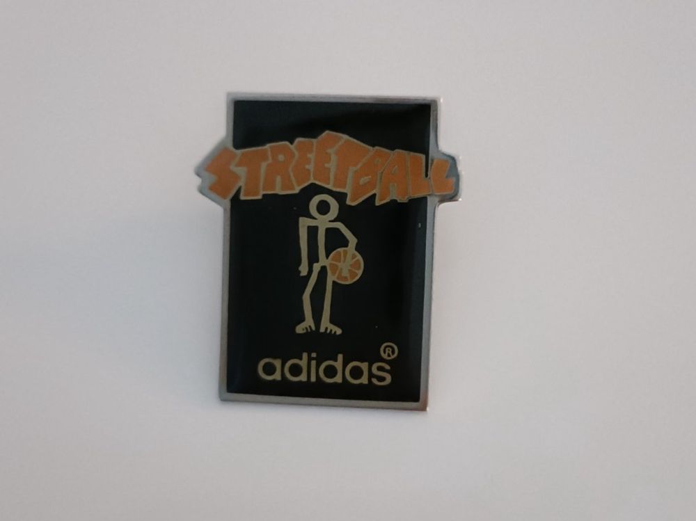 Pin Adidas Streetball | Kaufen auf Ricardo