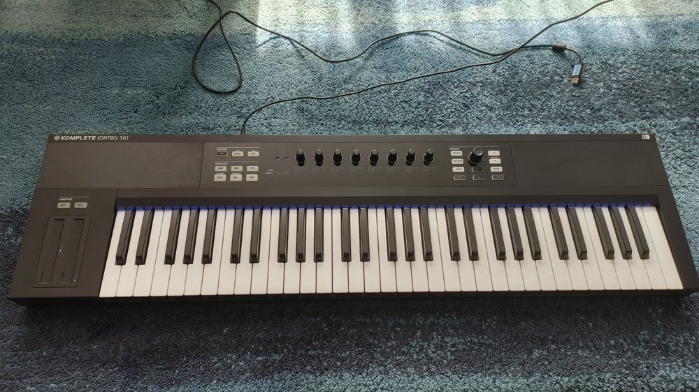 Native Instruments - Komplete Kontrol S61 - MK1 | Kaufen auf Ricardo
