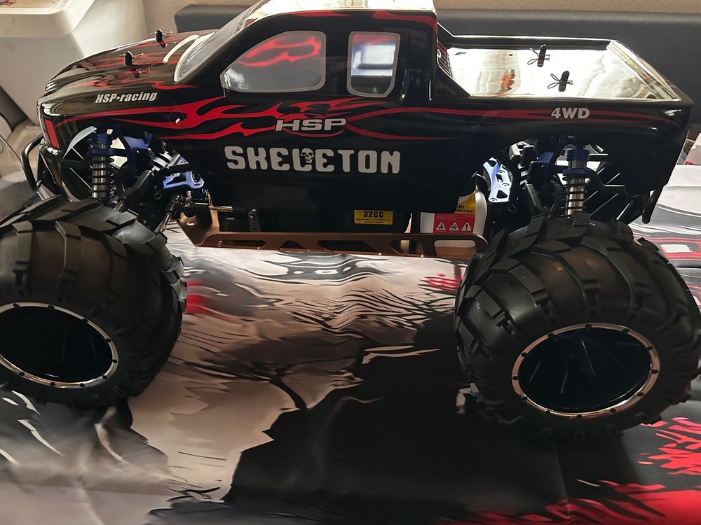 RC Monster Truck 1/5 Verbrenner 32ccm, 2.4G Sender NEU (Neu und ...