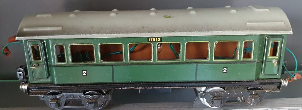 MÄRKLIN: 0: PERSONENWAGEN 17510 2.KLASSE GRÜN (Gebraucht) in Biglen für ...