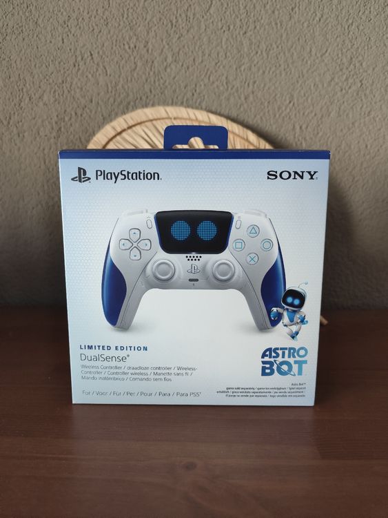Playstation 5 Astro Bot Controller (Gebraucht) in Trimbach für CHF 75 ...