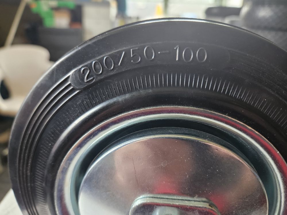 Neues Schwerlast Rad 200/50-100 mm, Top Zustand! (Neu (gemäss ...