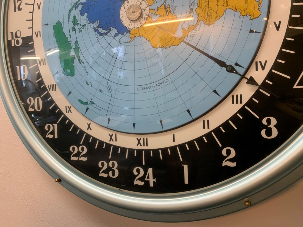 Très rare l’horloge mural REX MUNDI 1968 JO Mexico (Gebraucht) in Biel ...