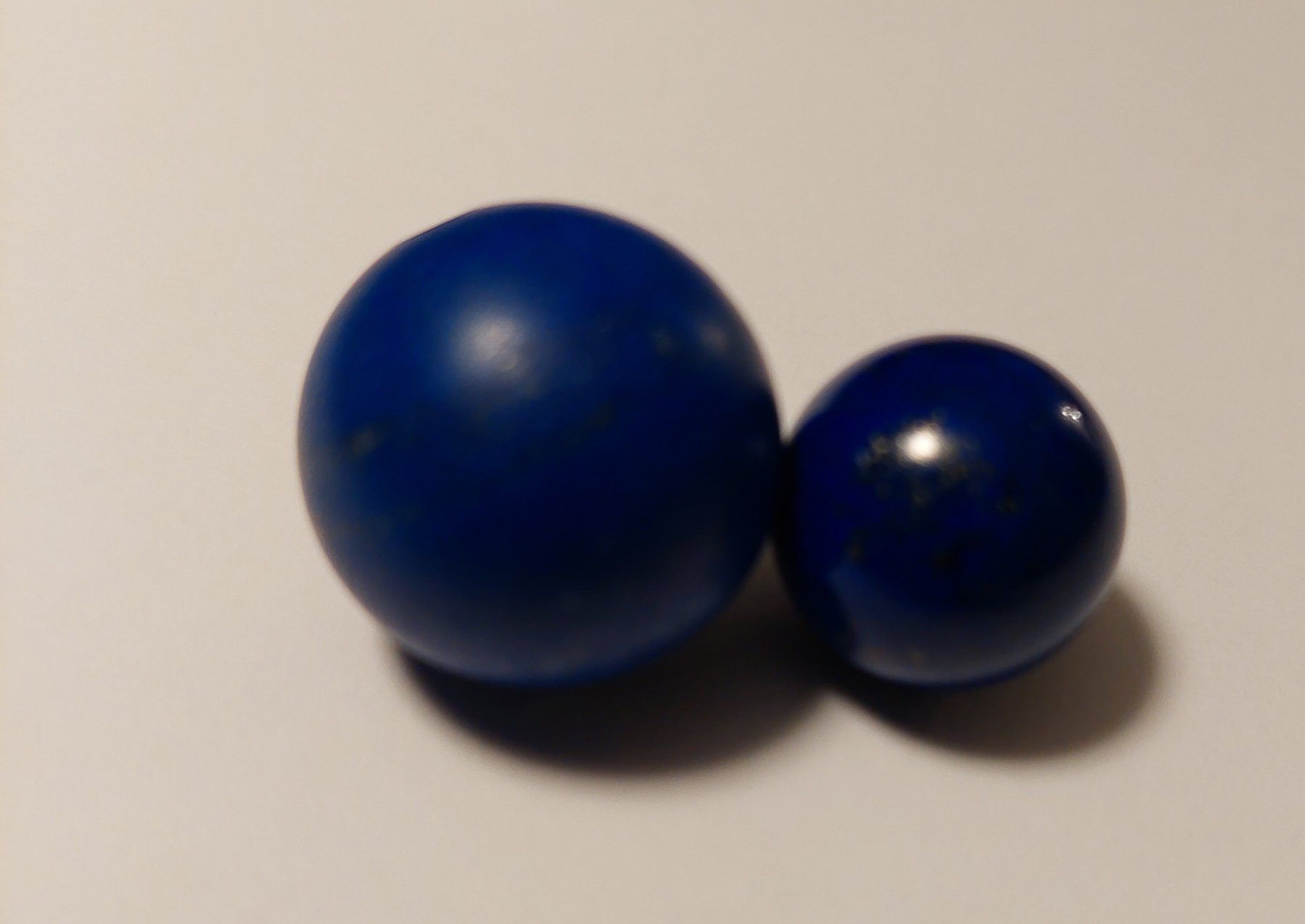 Lapis Lazuli Kugeln, 2 Stk., Edelstein-Design, Top Zustand (Neu (gemäss ...