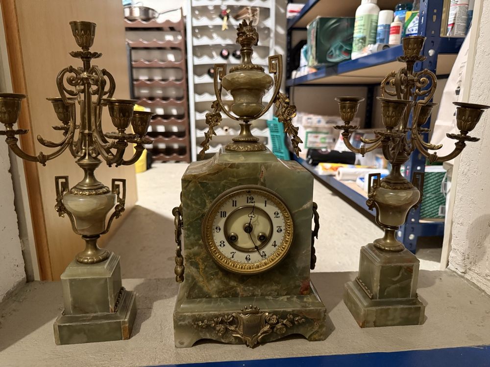 Antike Kaminuhr mit 2 Kerzenständern Onyx & Messing (Gebraucht) in utzenstorf für CHF 500 – nur ...
