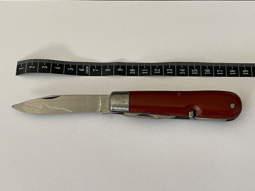 Schweizer Sackmesser (Gebraucht) in Bremgarten AG für CHF 25 – mit Lieferung auf Ricardo kaufen