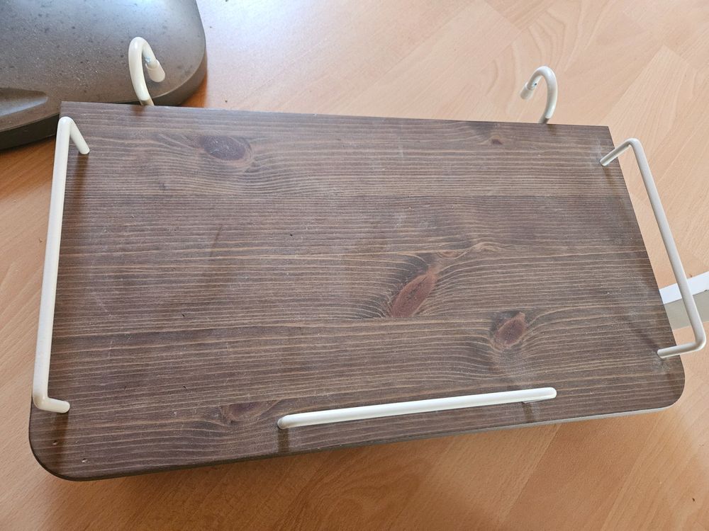 Tablette lit Flexa (Gebraucht) in Carrouge für CHF 23 – nur Abholung ...