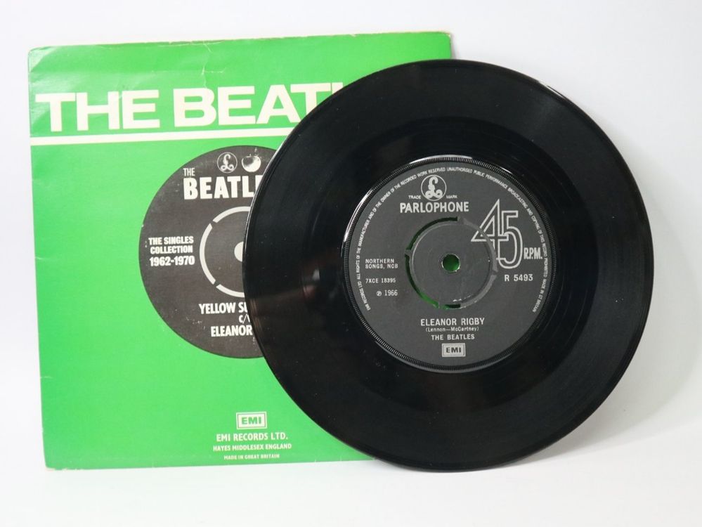 Vinyl Single The Beatles Yellow Submarine / Eleanor Rigby | Kaufen auf ...