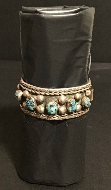 Designer Silber Armreife mit Türkis Steinen (Gebraucht) in Root für CHF 60 – mit Lieferung auf ...