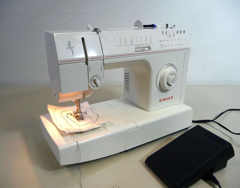 Singer 2808 C Nähmaschine (Gebraucht) in Basel für CHF 72 – mit ...