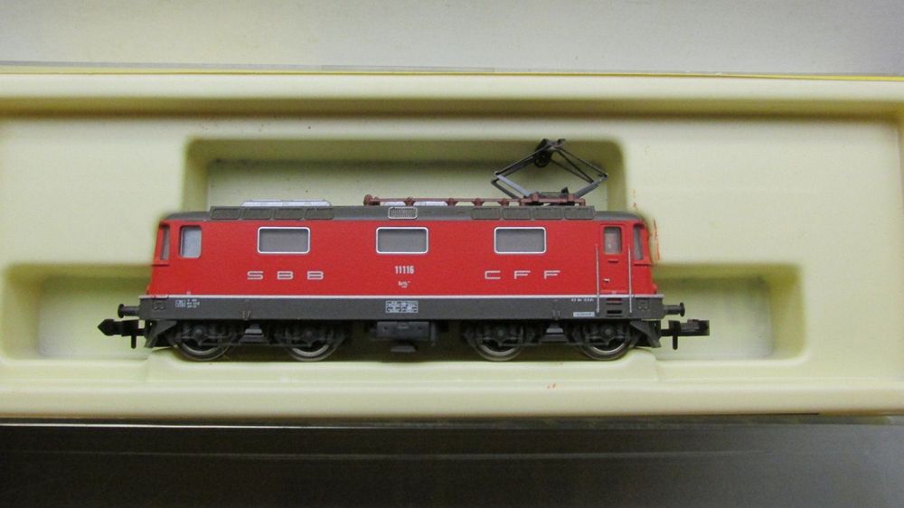 MINITRIX: SBB Re 4/4II ROT 11116 OVP | Kaufen auf Ricardo